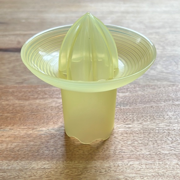 Tupperware | Kitchen | Vintage Tupperware Nos Impressions Yellow Citrus ...